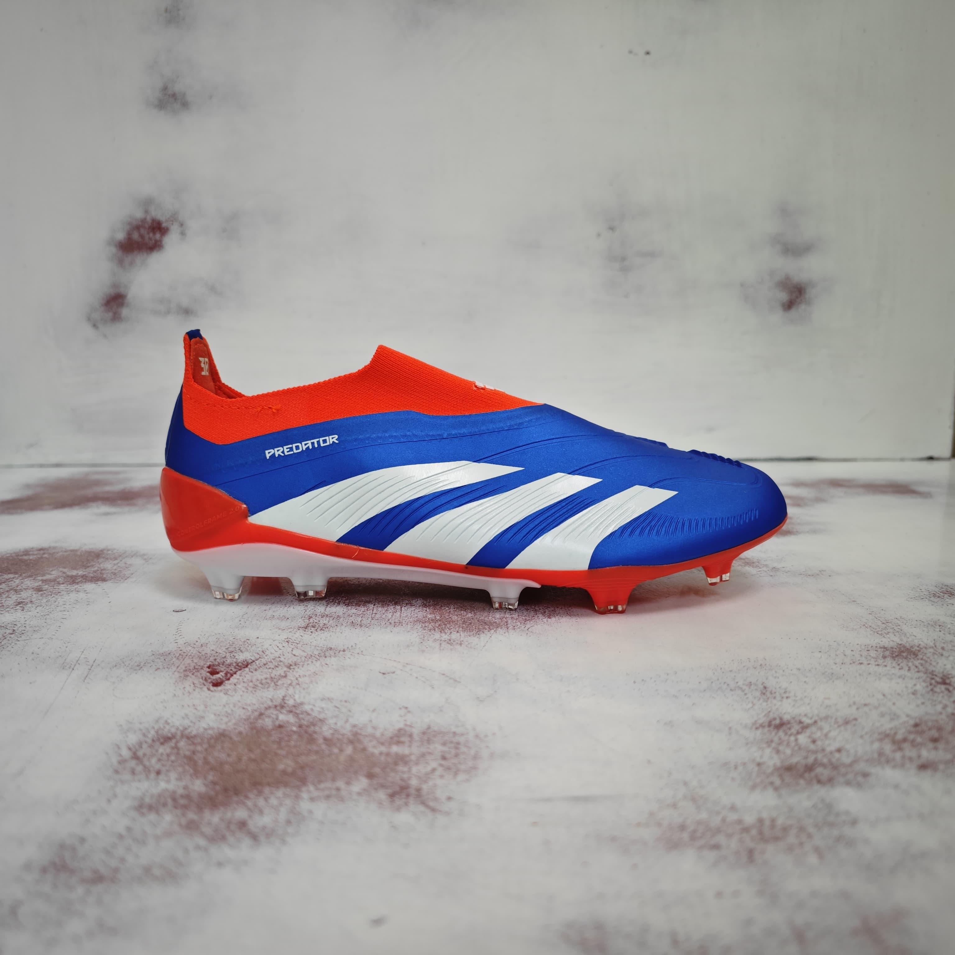 ADDS TACOS PREDATOR ELITE FG BLUE RED – tetetenis