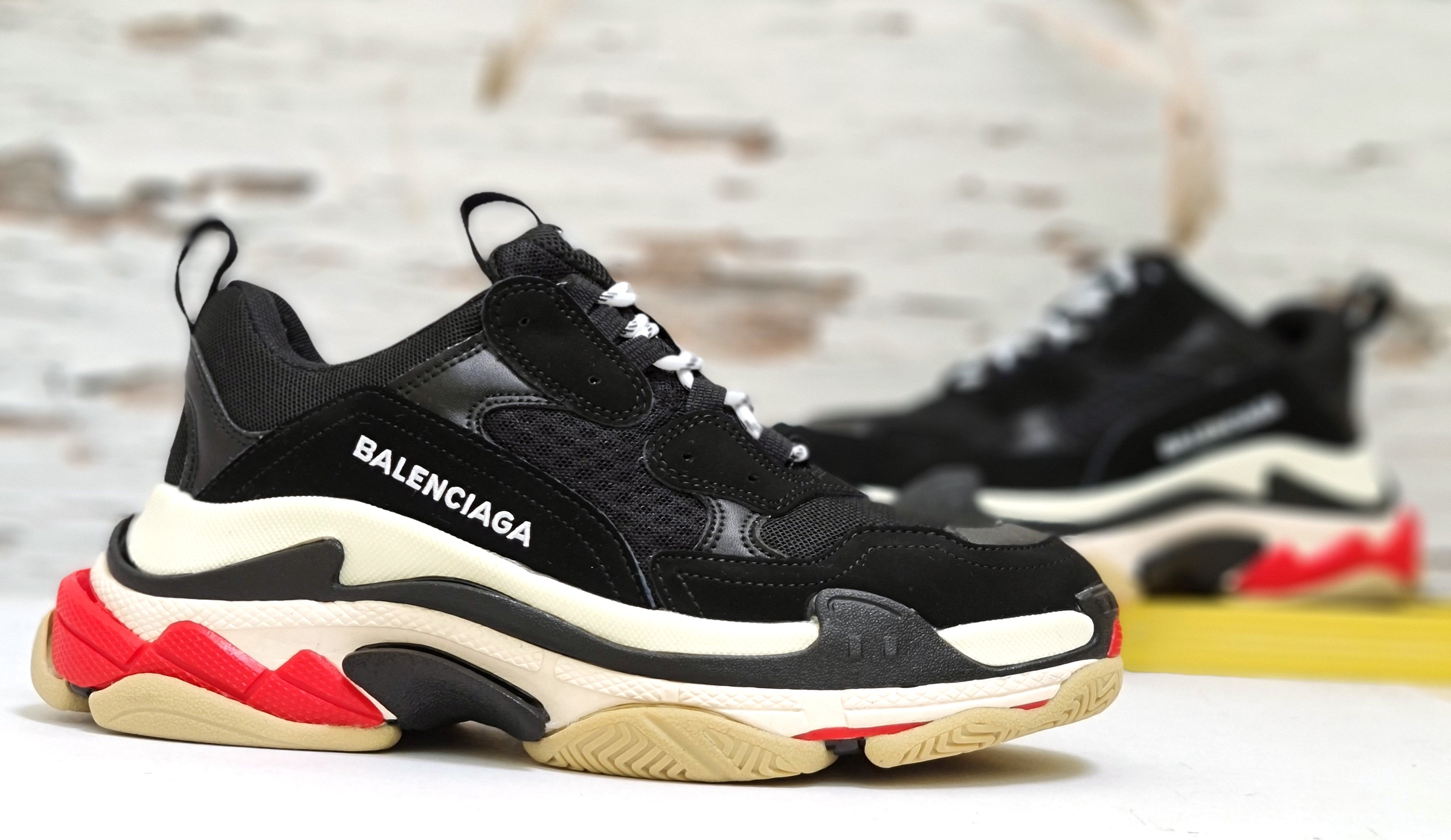 BLNCG TRIPLE S BLACK WHITE RED – tetetenis